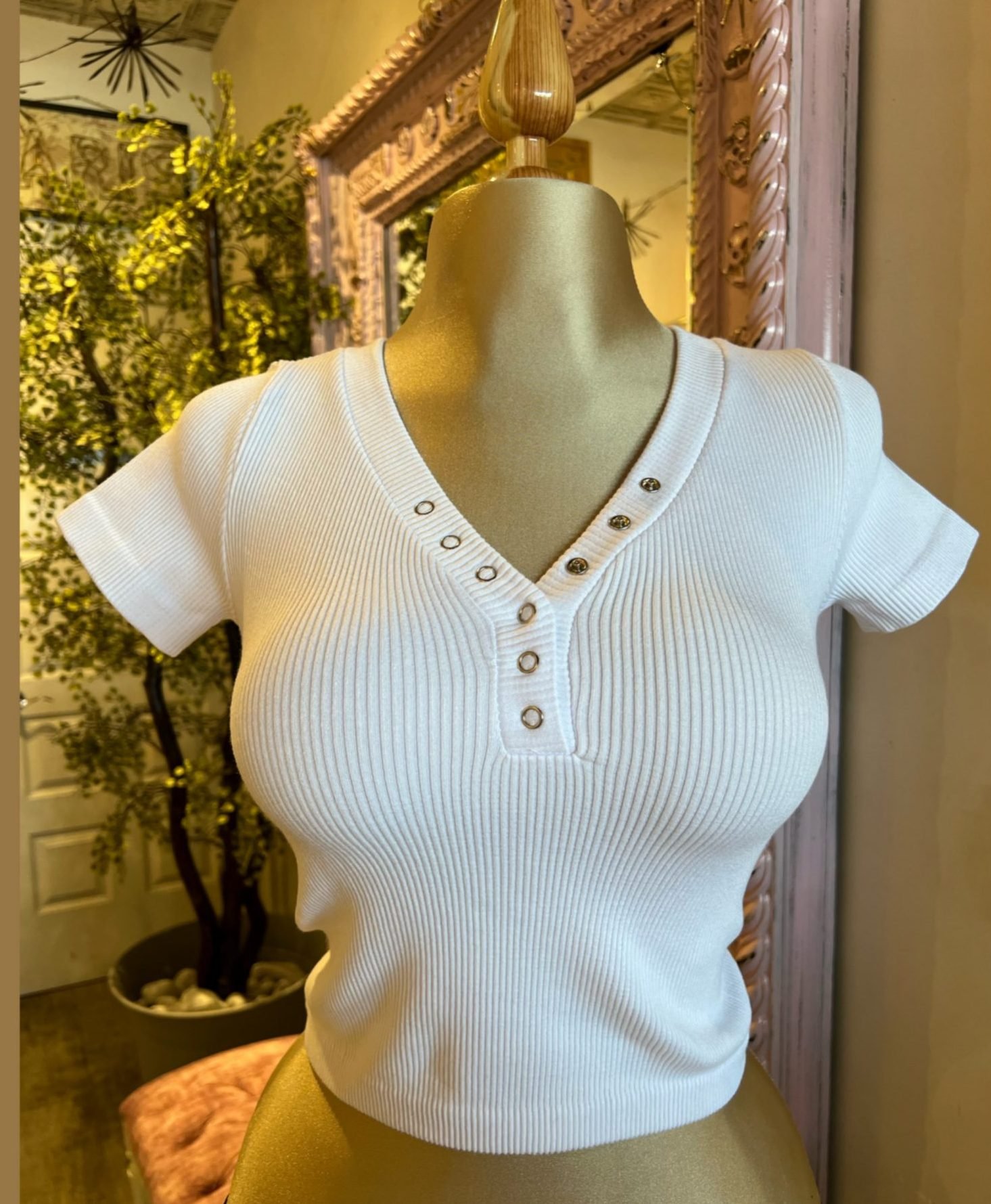 Tops – Frida Sofia Boutique